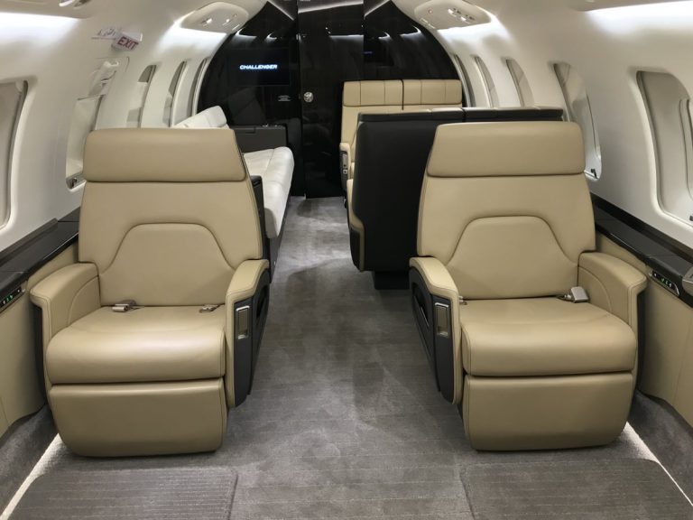 Challenger 650 C-FFMI - Aurora Jet Partners