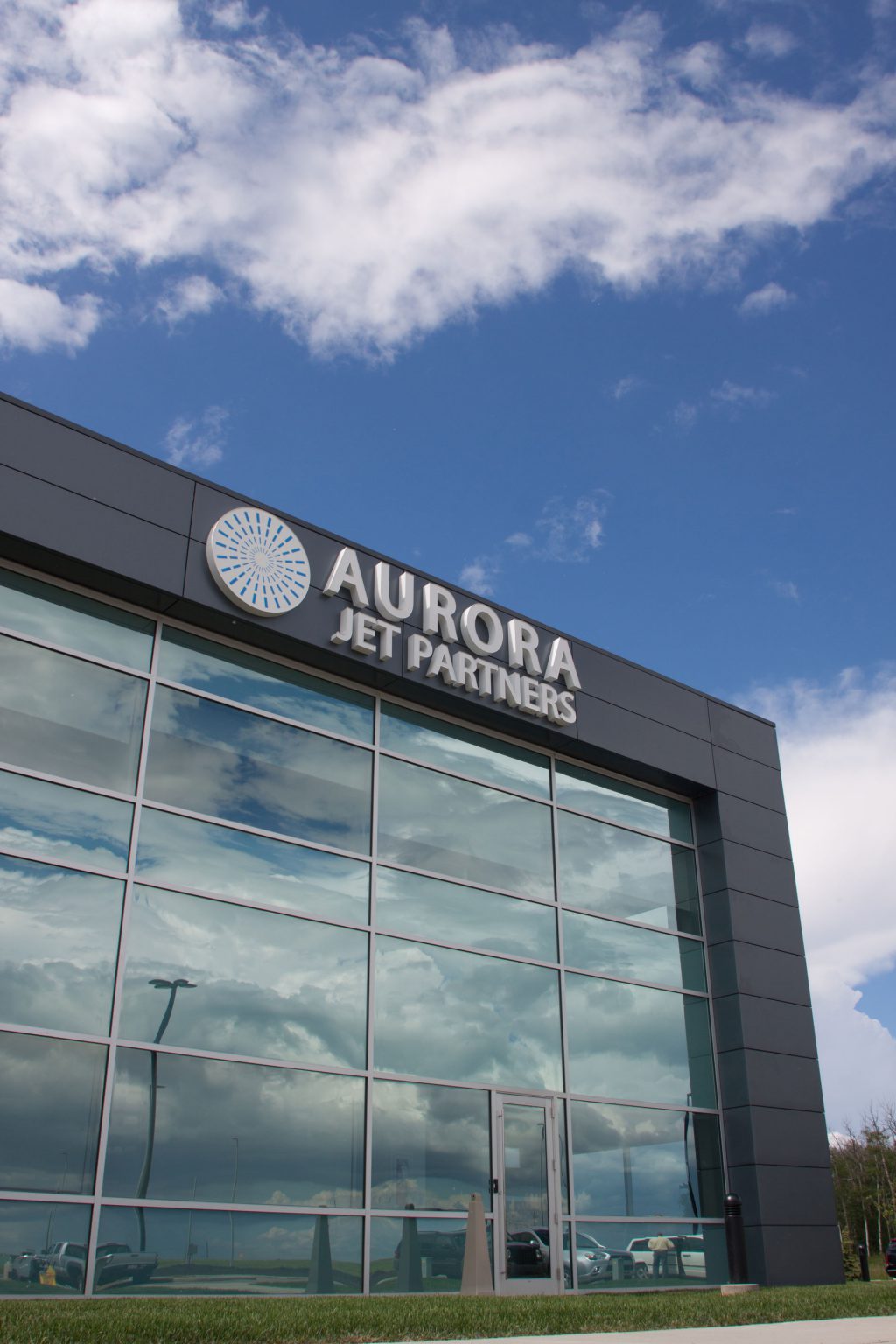 About Us - Aurora Jet Partners